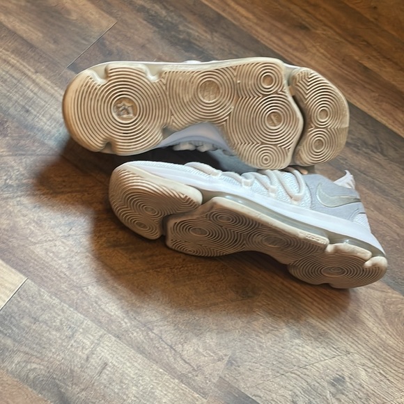 Nike | Shoes | Nike Kd Still Kd Sz 9 Kevin Durant | Poshmark